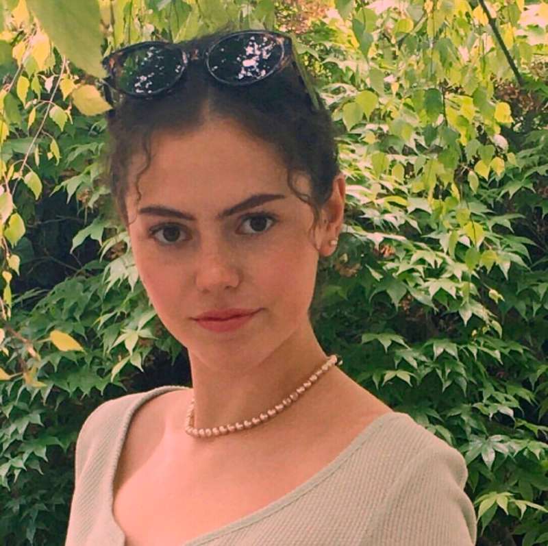 Au Pair | Saphira, 23, German & Israeli, Actress